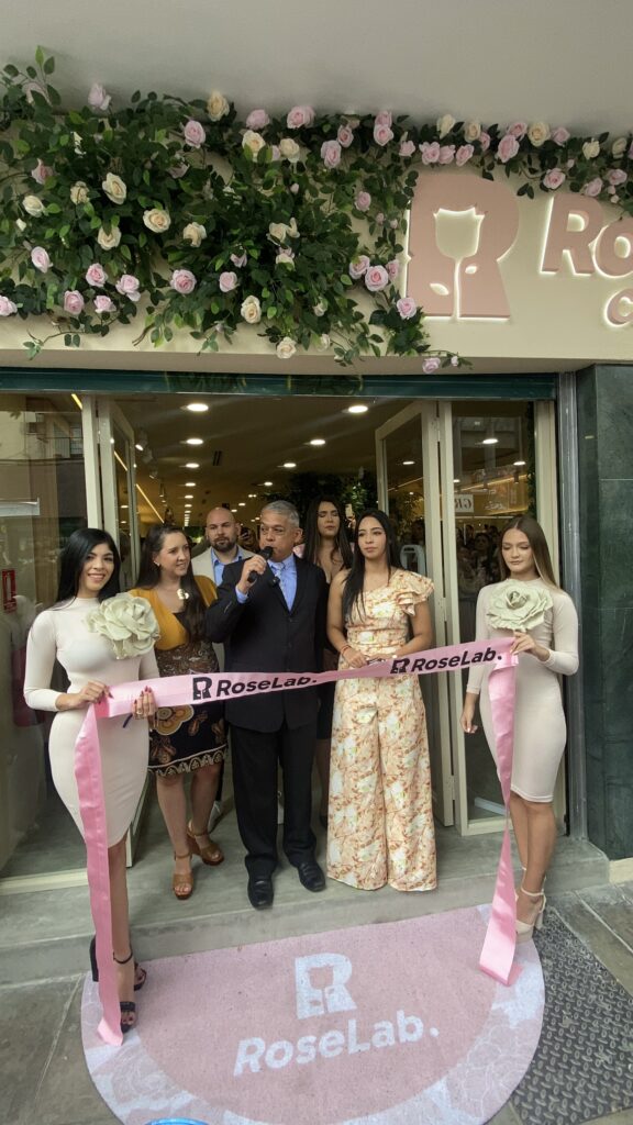 Roselab sigue creciendo en Venezuela con su sexta tienda en Sabana Grande - horacritica.com